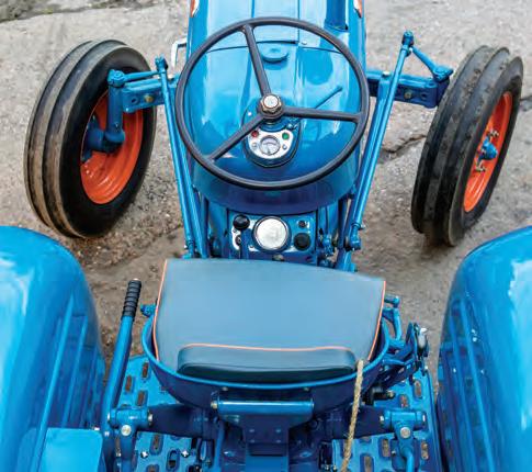 Fordson Dexta All you need to know about the Dexta and its Super ...