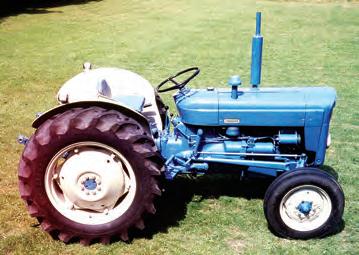 Fordson Dexta All you need to know about the Dexta and its Super ...