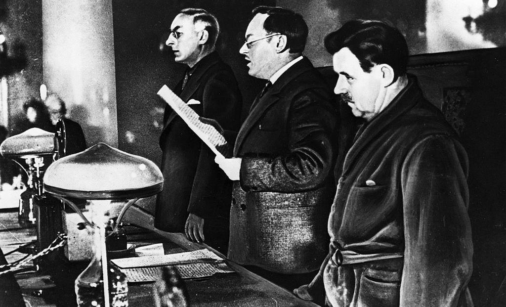 4 Case Study: Stalin’s Show Trials, 1936 –1938 - Issuu