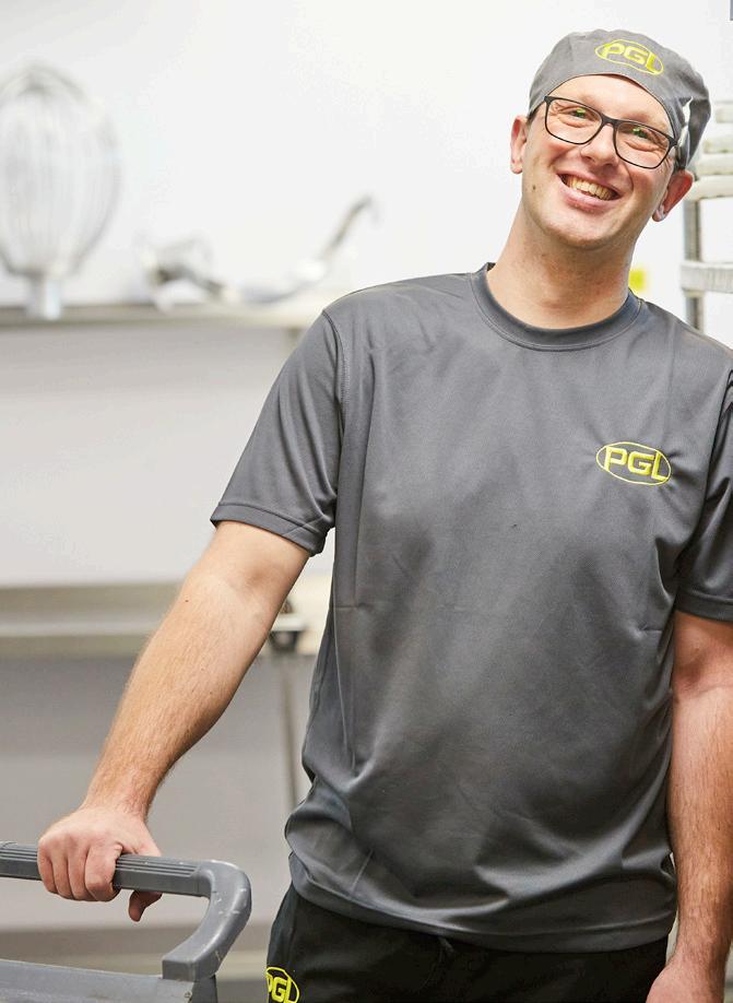 2022 PGL Uniform Guide by PGL Travel Ltd - Issuu