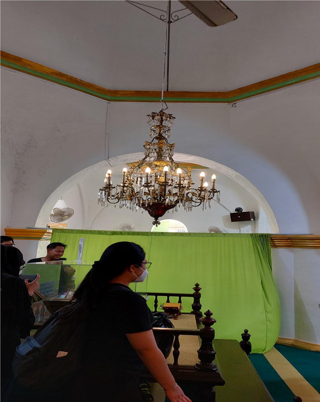 Arsitektur Masjid Raya Sultan Riau by Kllen W - Issuu