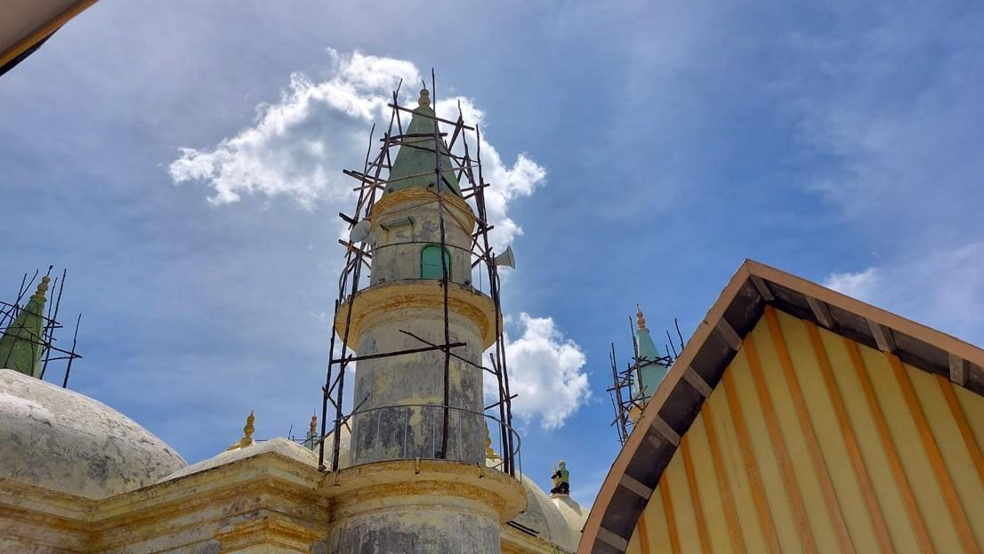 Arsitektur Masjid Raya Sultan Riau by Kllen W - Issuu