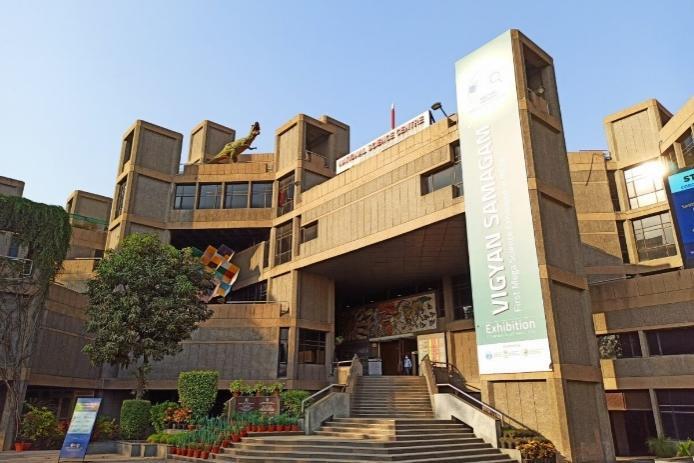 Thesis- Science Center by Vaishnavi Kamble - Issuu