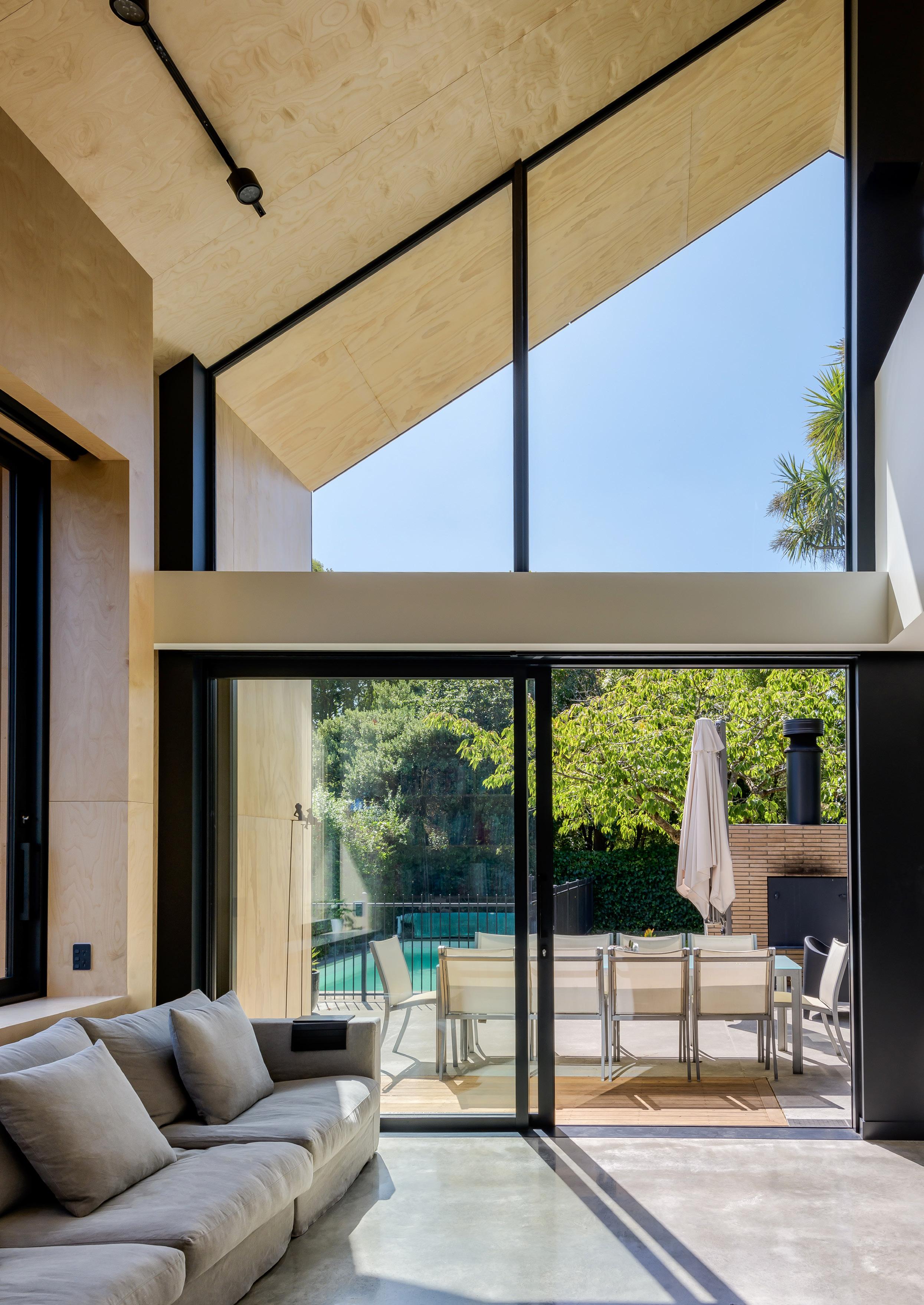 Vantage Windows & Doors Brochure by APL Window Solutions - Issuu