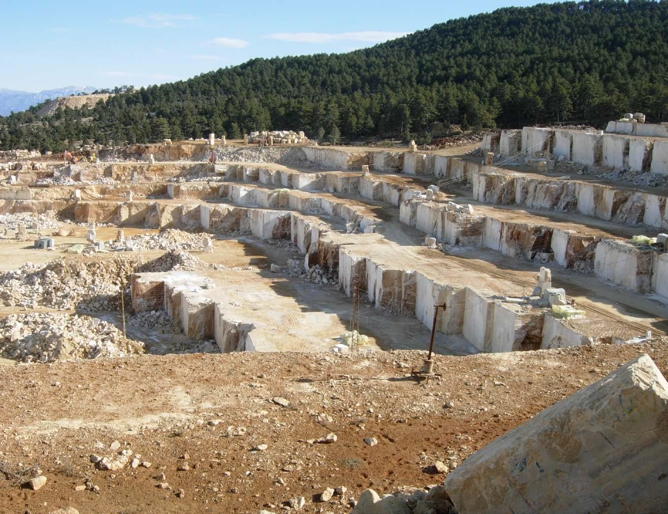 Living Mediterranean Stone Europe by Levantina - Issuu