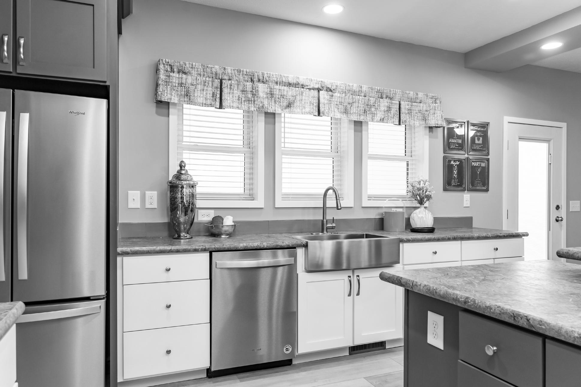 Commodore Homes of Indiana LandMark Grand by Commodore Homes, LLC - Issuu