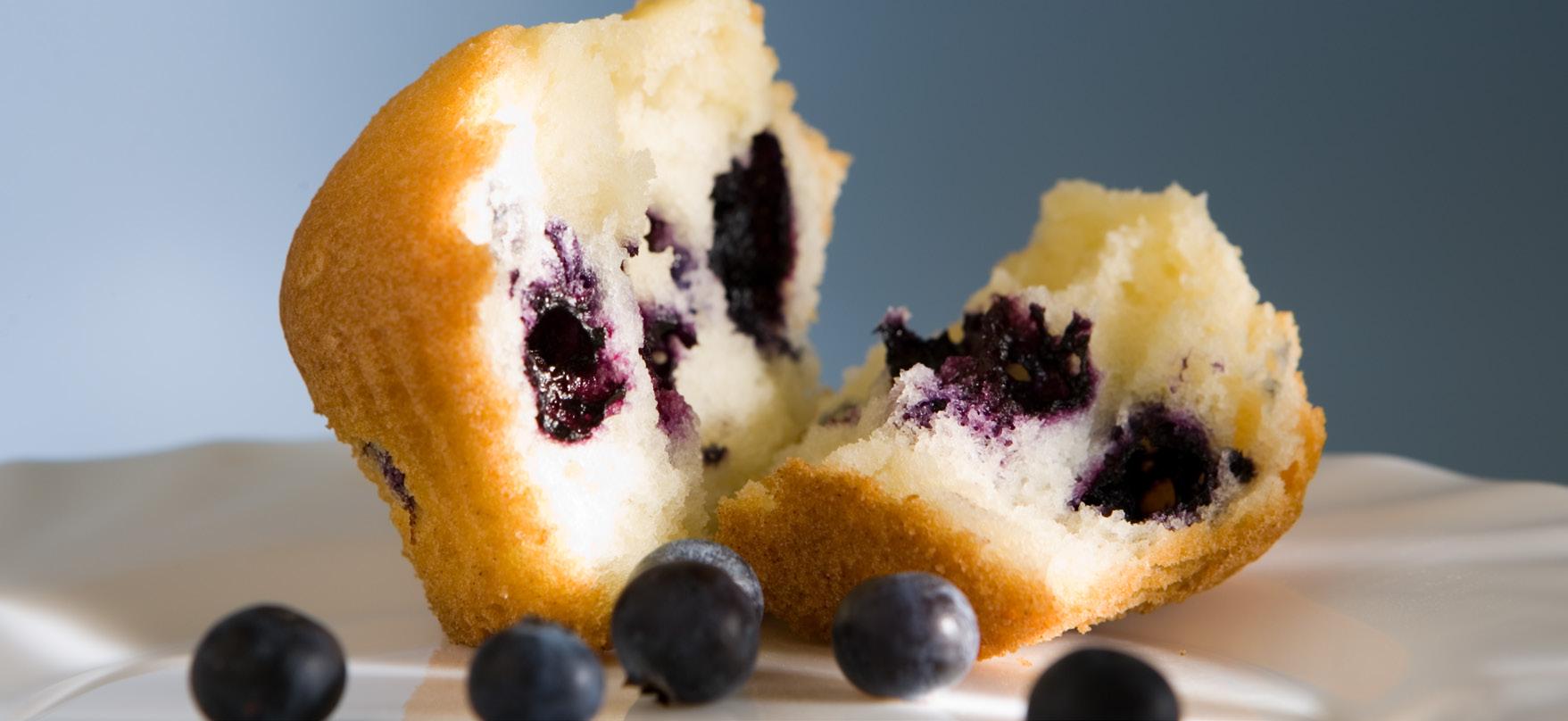 An Industrial Cake Manufacturing Guide (Eng) by Bakels Sweden - Issuu