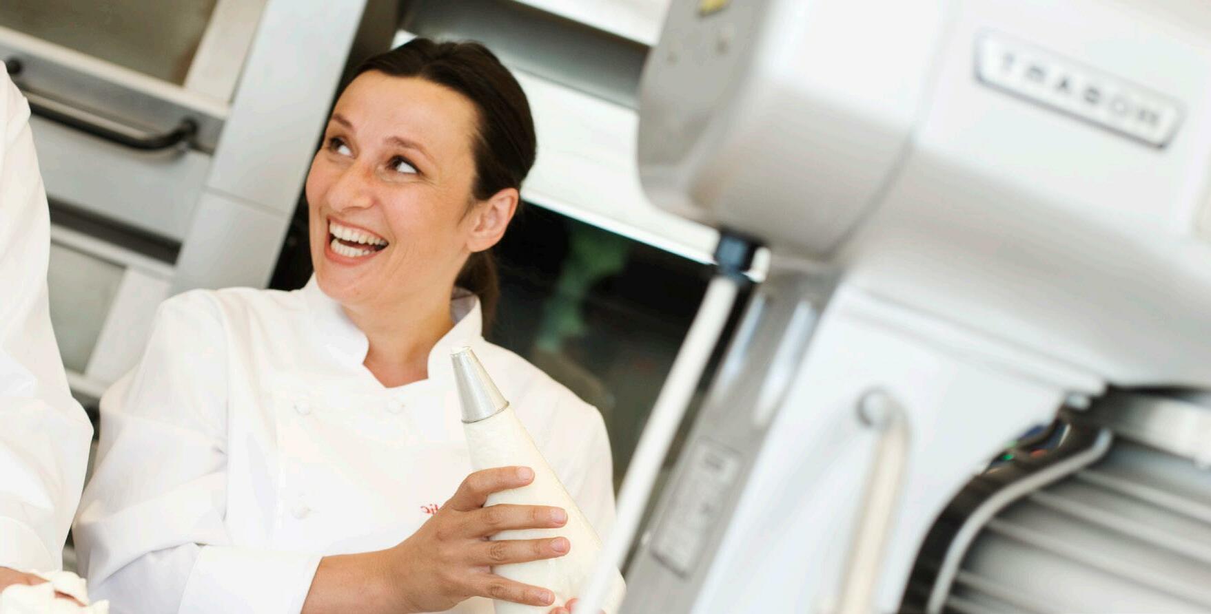 An Industrial Cake Manufacturing Guide (Eng) by Bakels Sweden - Issuu