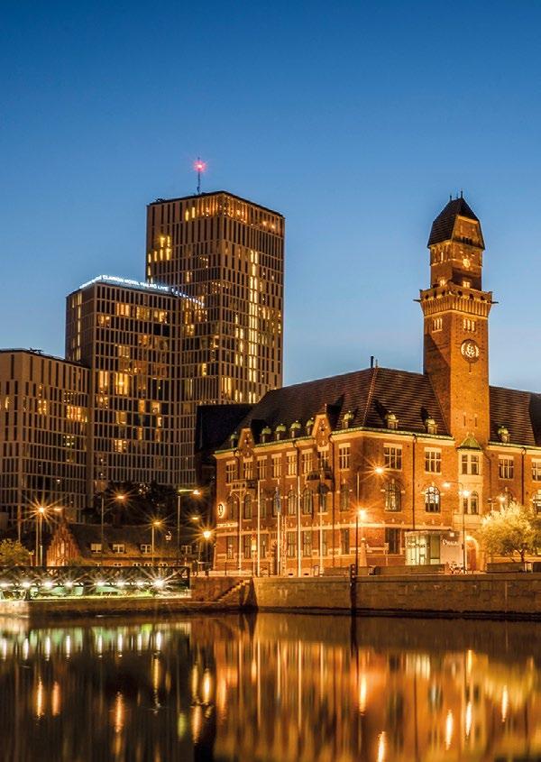 WMU At a Glance 2023 by World Maritime University - Issuu