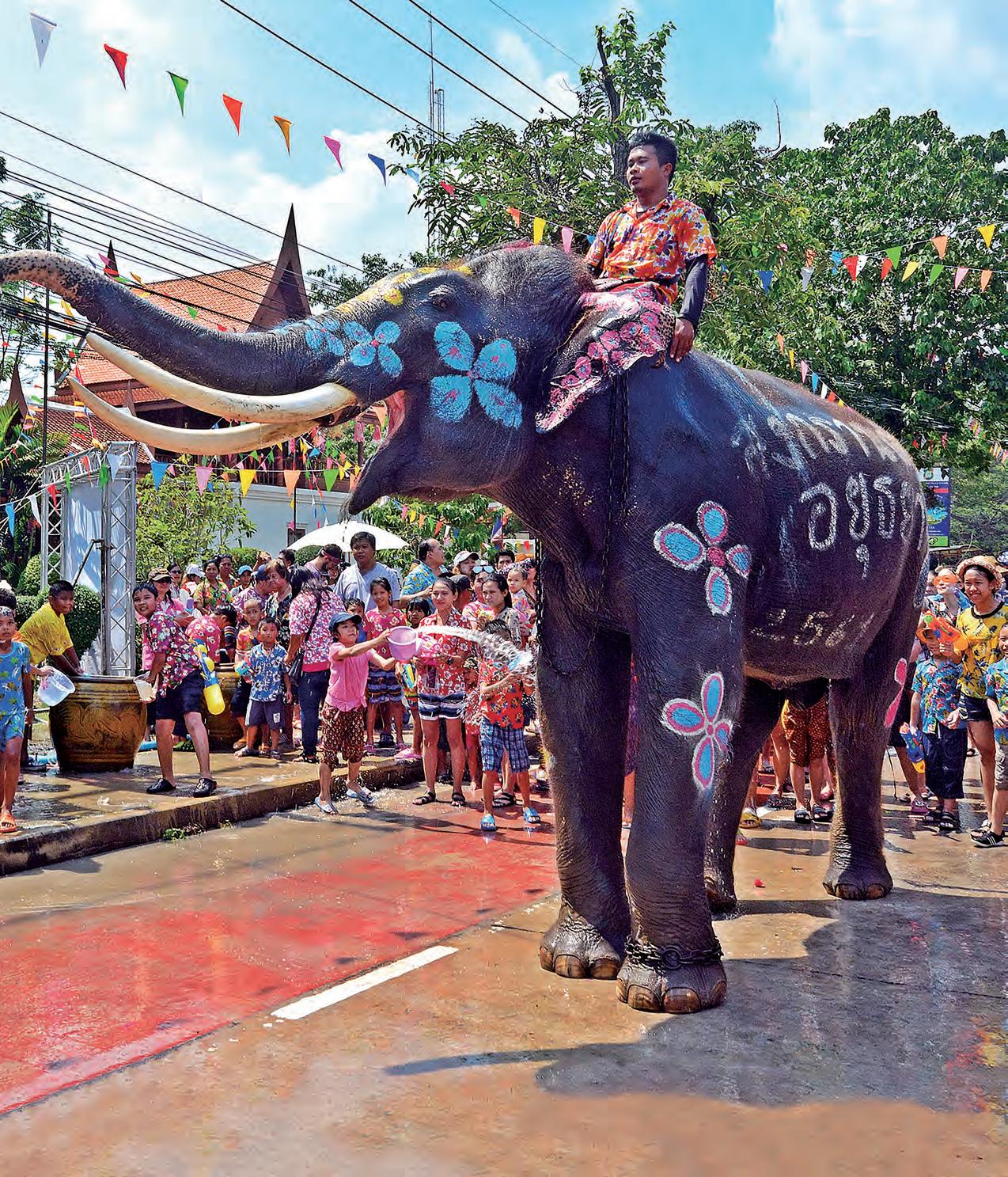 Smart Reading 5-2 Student Book by englishbooks.jp - Issuu