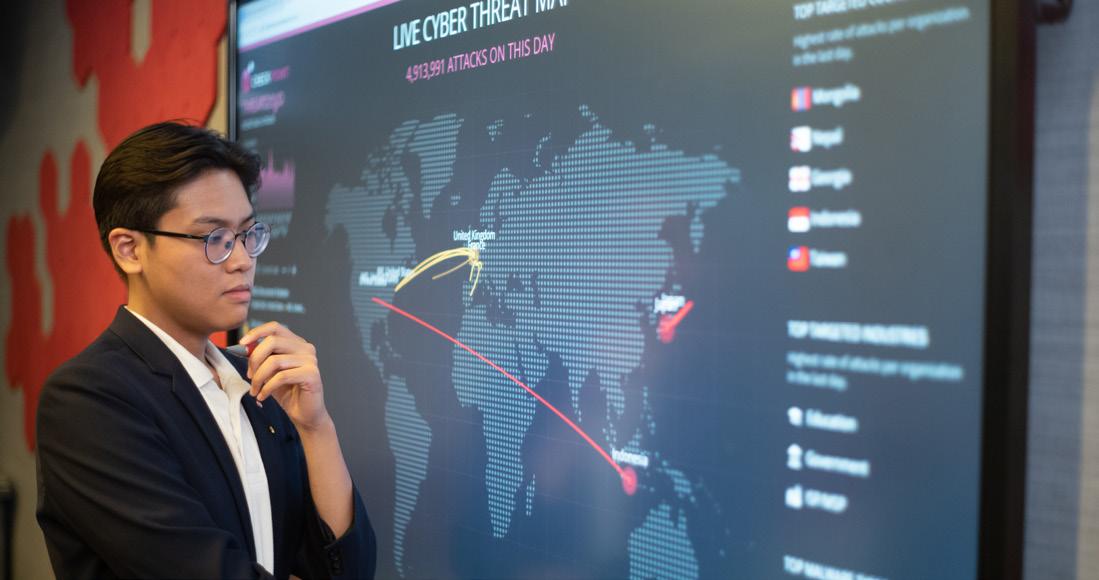 [RMIT] Postgraduate Guide 2023 by RMIT University Vietnam - Hanoi ...