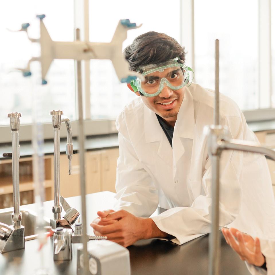 2023/2024 Columbia College Viewbook - High School Programs (Grade 10-12 ...