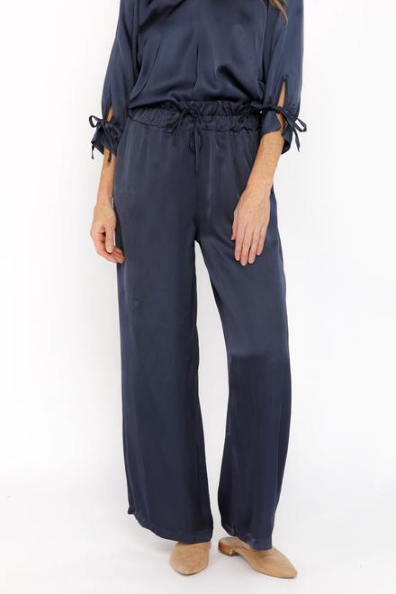 Satin pants: How to Wear and Style || ShopSofia by Shop Sofia ...