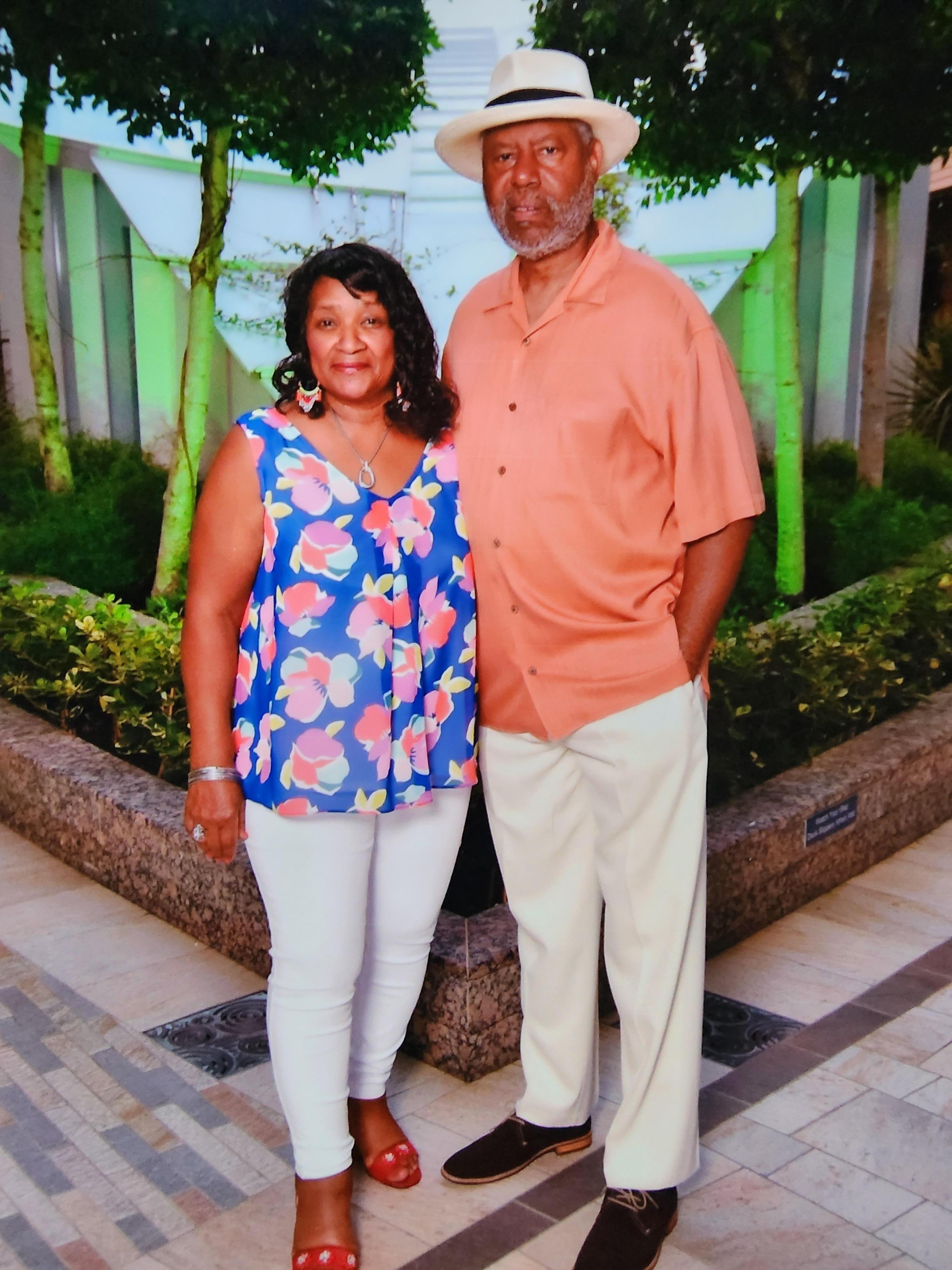 Sharlyn by brandidentitye - Issuu