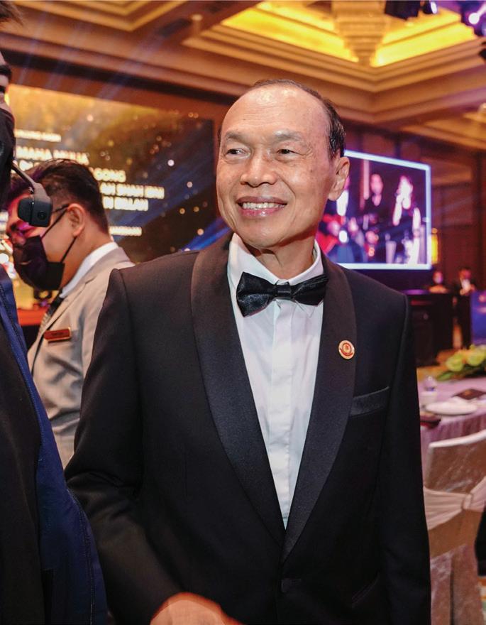 Tan Sri Dr Lim Wee Chai's Book of Quotes by Top Glove - Issuu