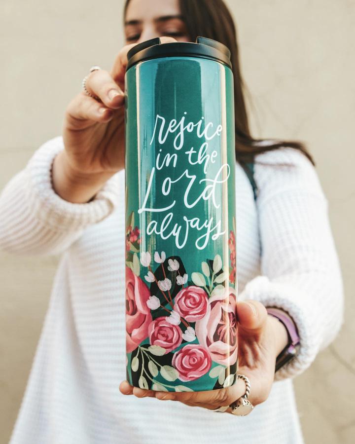 Loveall Design Co. | Brand Book by Jewel Branding & Licensing - Issuu