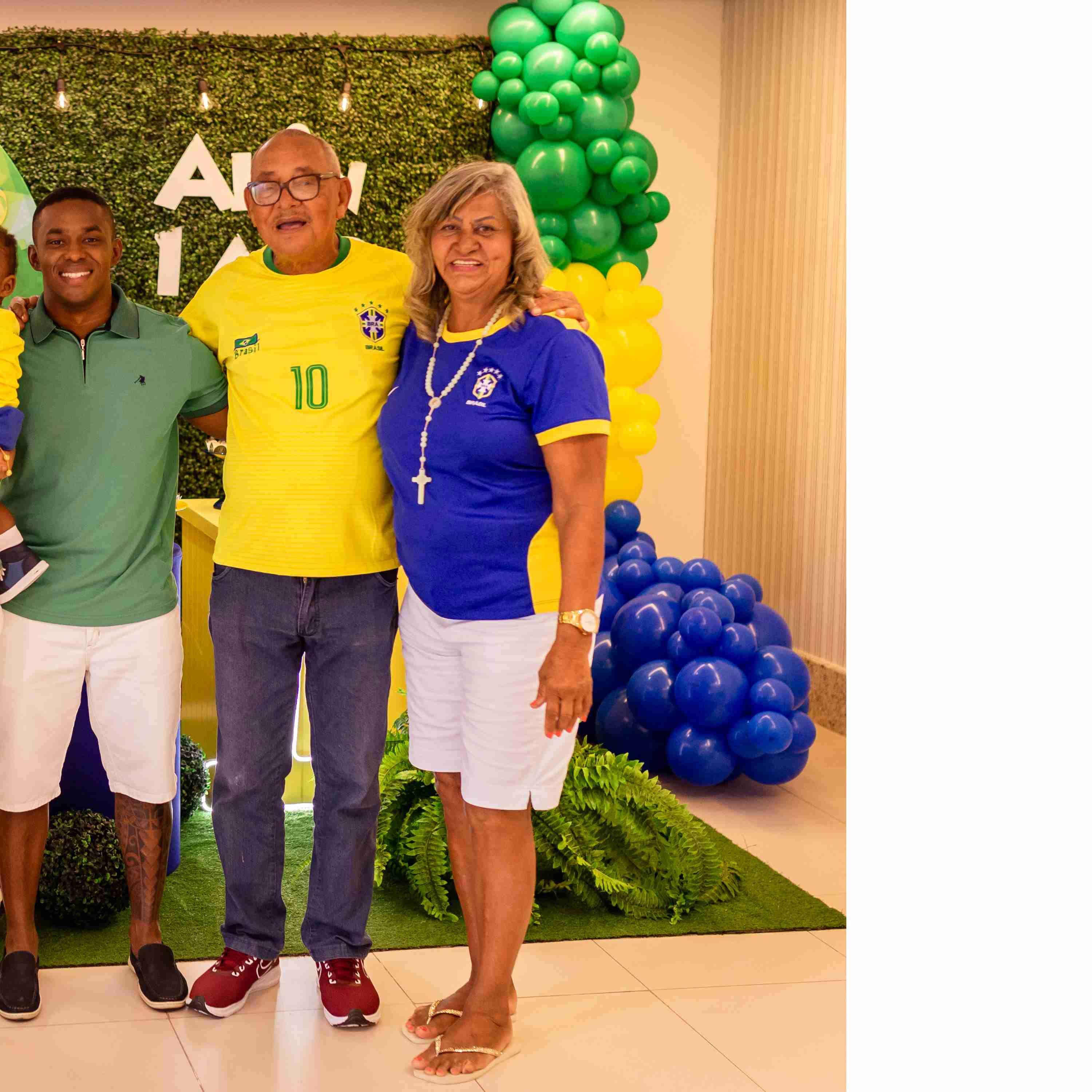 Akin 1 Ano by Sara Regis - Foto Amor - Issuu