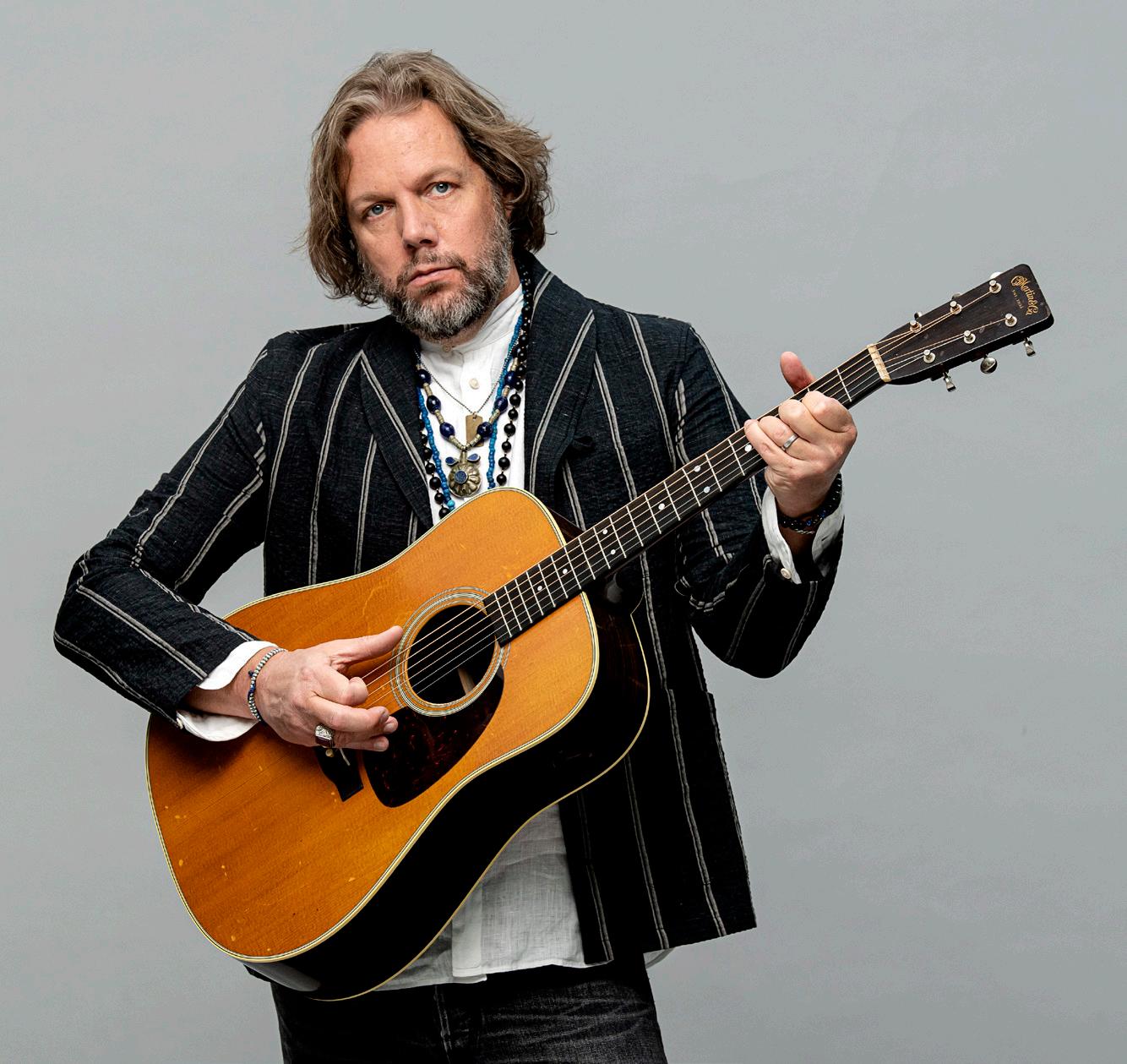 MARTIN | The Journal of Acoustic Guitars: Volume 13 by Martin Guitar ...