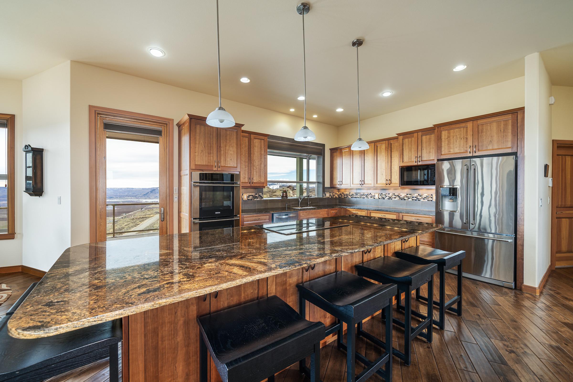 Paradise Retreat by Martina Austin - Issuu