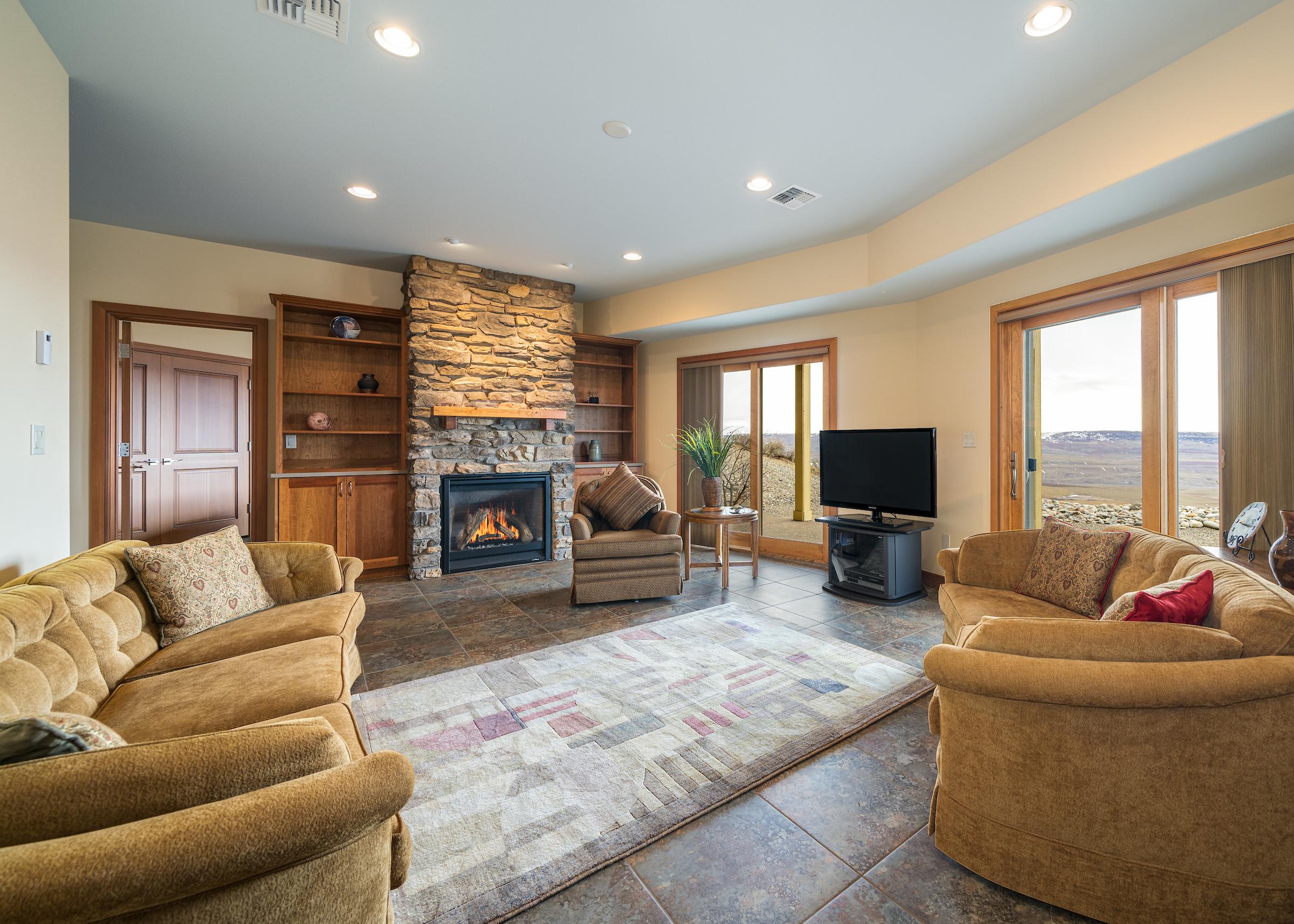 Paradise Retreat by Martina Austin - Issuu