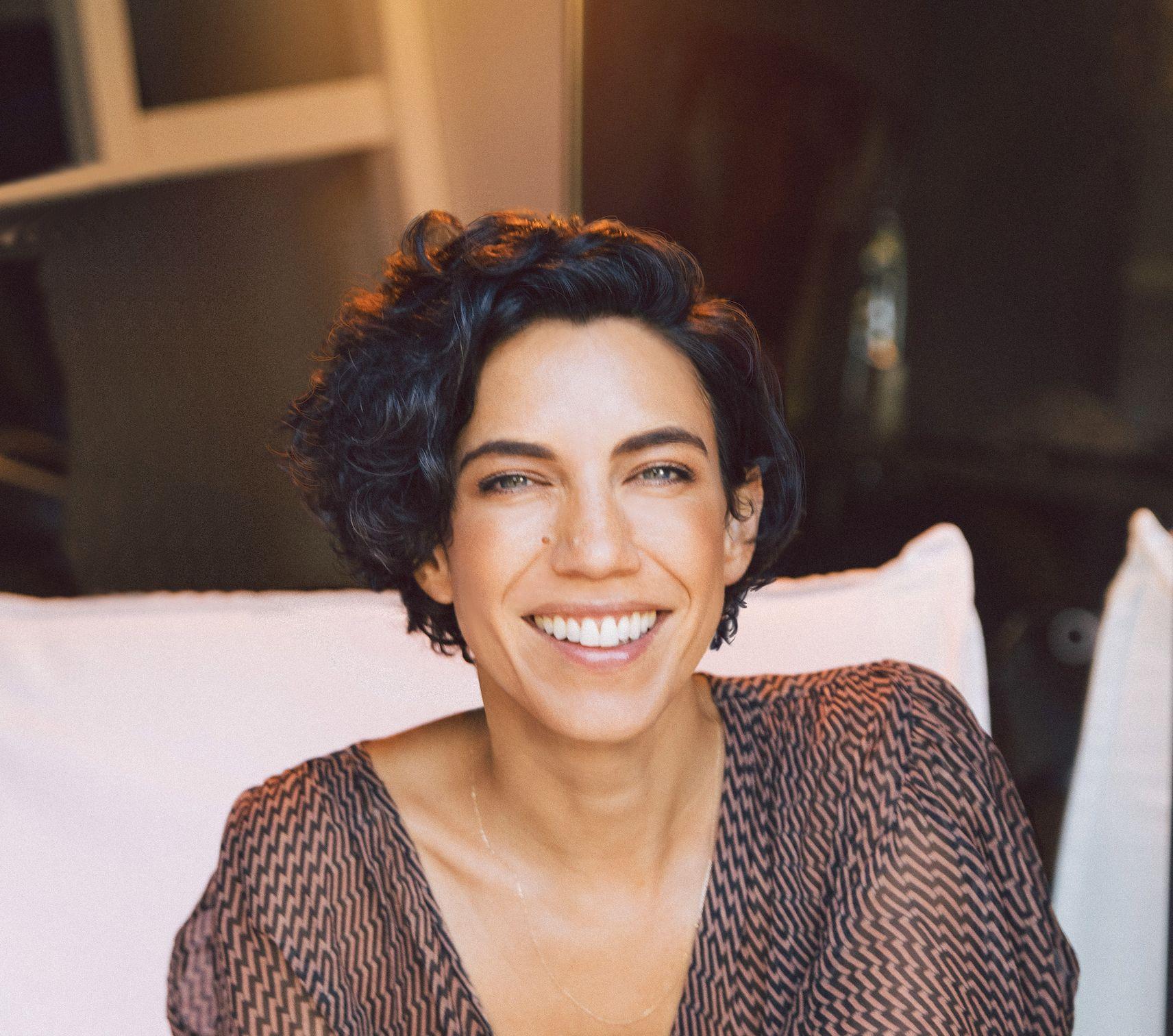 Reyna Godoy Portfolio by nonotescreative - Issuu