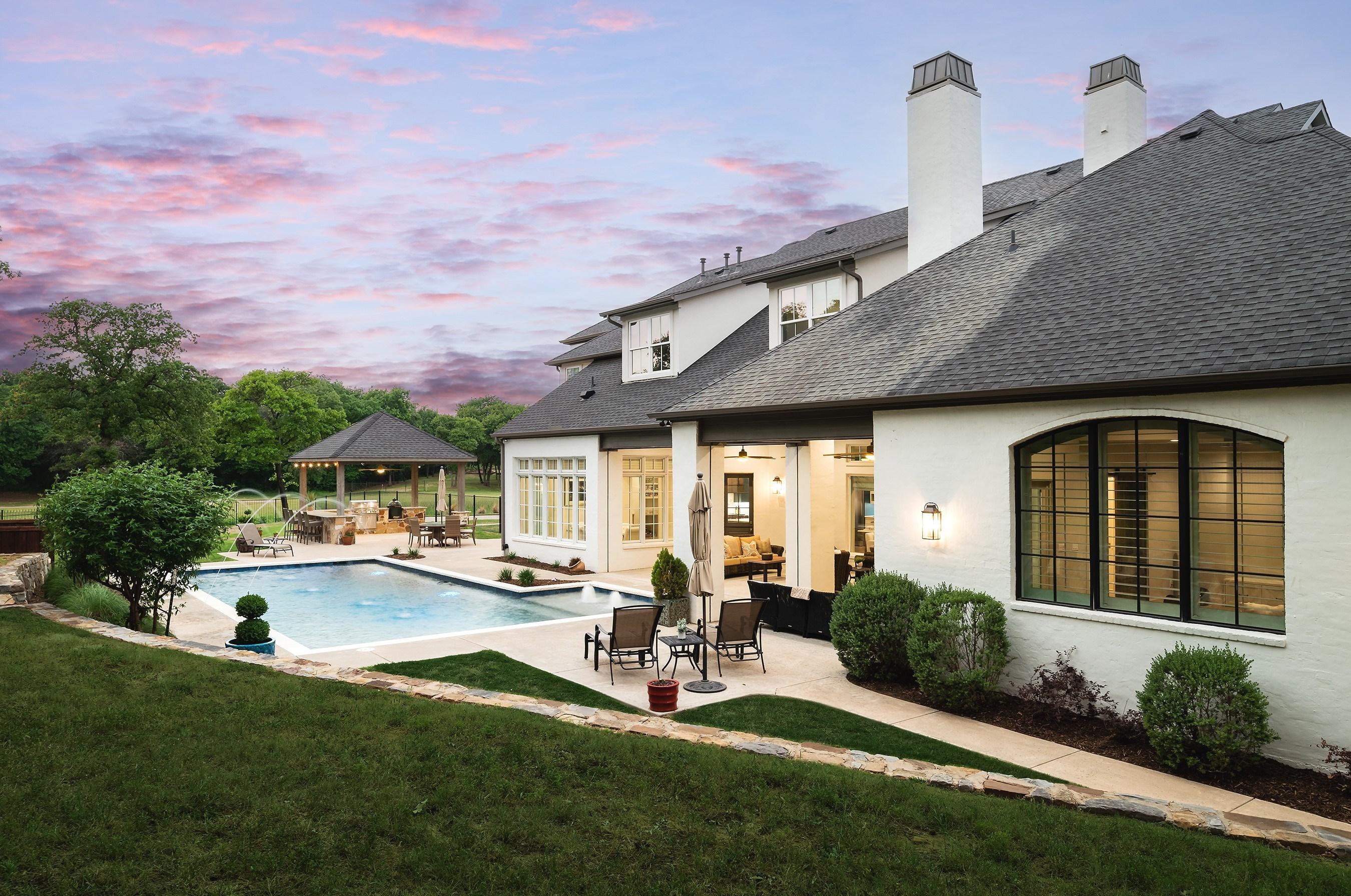 8505 Lighthouse Dr Flower Mound by clarke.landry - Issuu