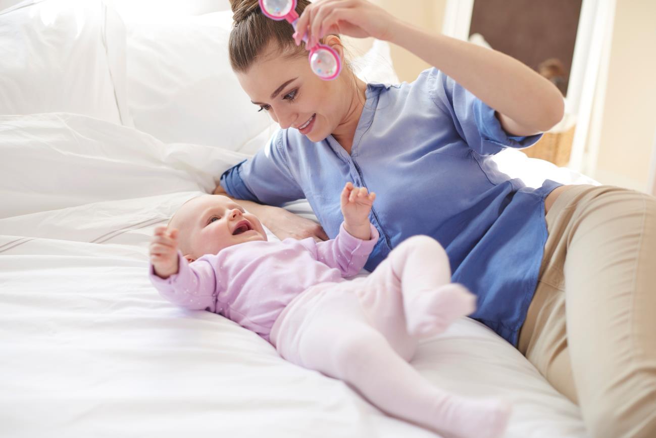 The Difference Between 4 Month Sleep Regression And Teething By the-difference-between-4-month-sleep-regression-and-teething-by
