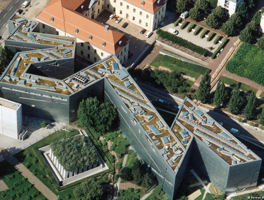 Deconstructivist Architecture Plan