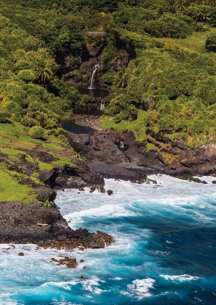 Experience Maui - The Official Visitors' Guidebook by Hawaii Visitors & Convention Bureau - Issuu