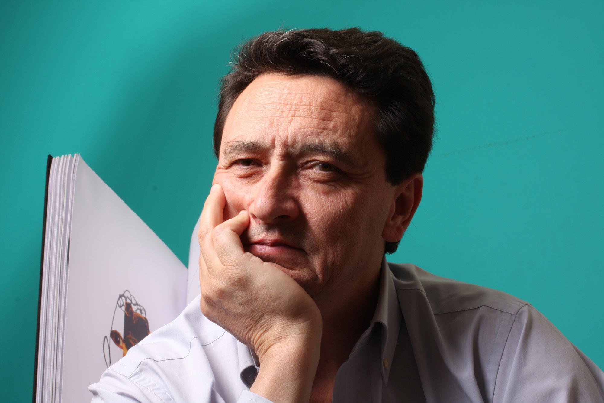 Diseñadores internacionales by DANIEL INIESTA BUITRAGO - Issuu