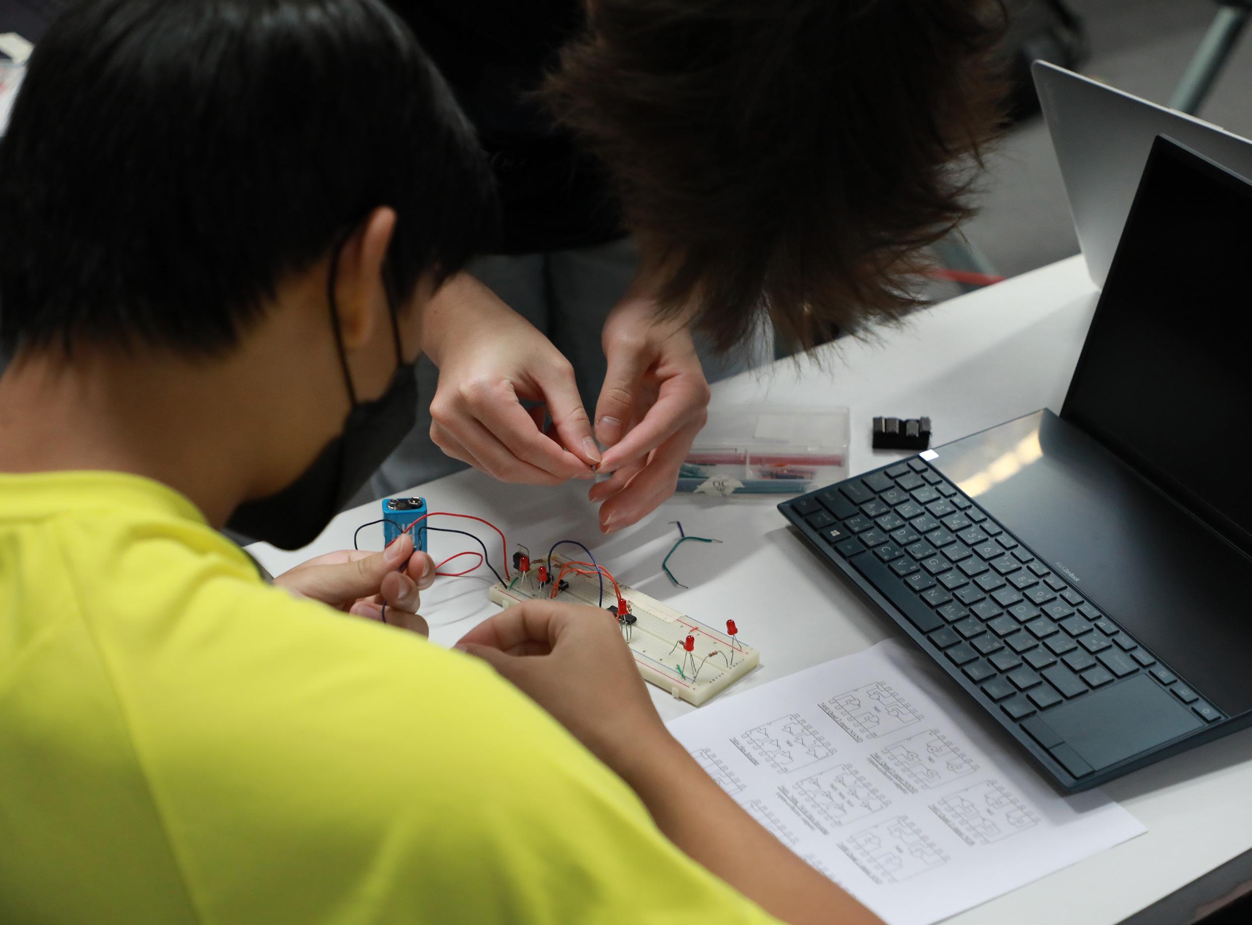 Key Stage 4 Curriculum Guide by Bangkok Patana School - Issuu