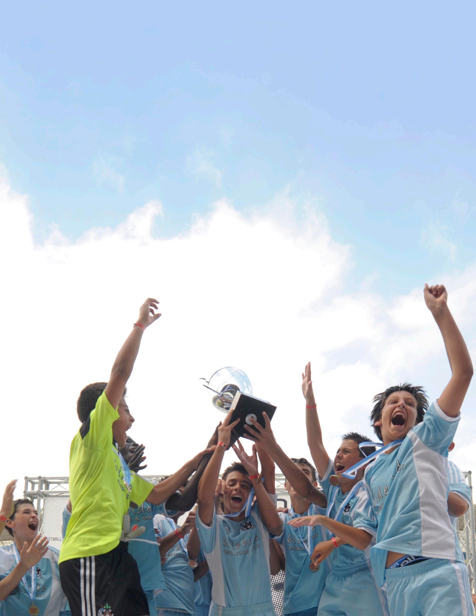 International Sports Tours by WorldStrides - Issuu