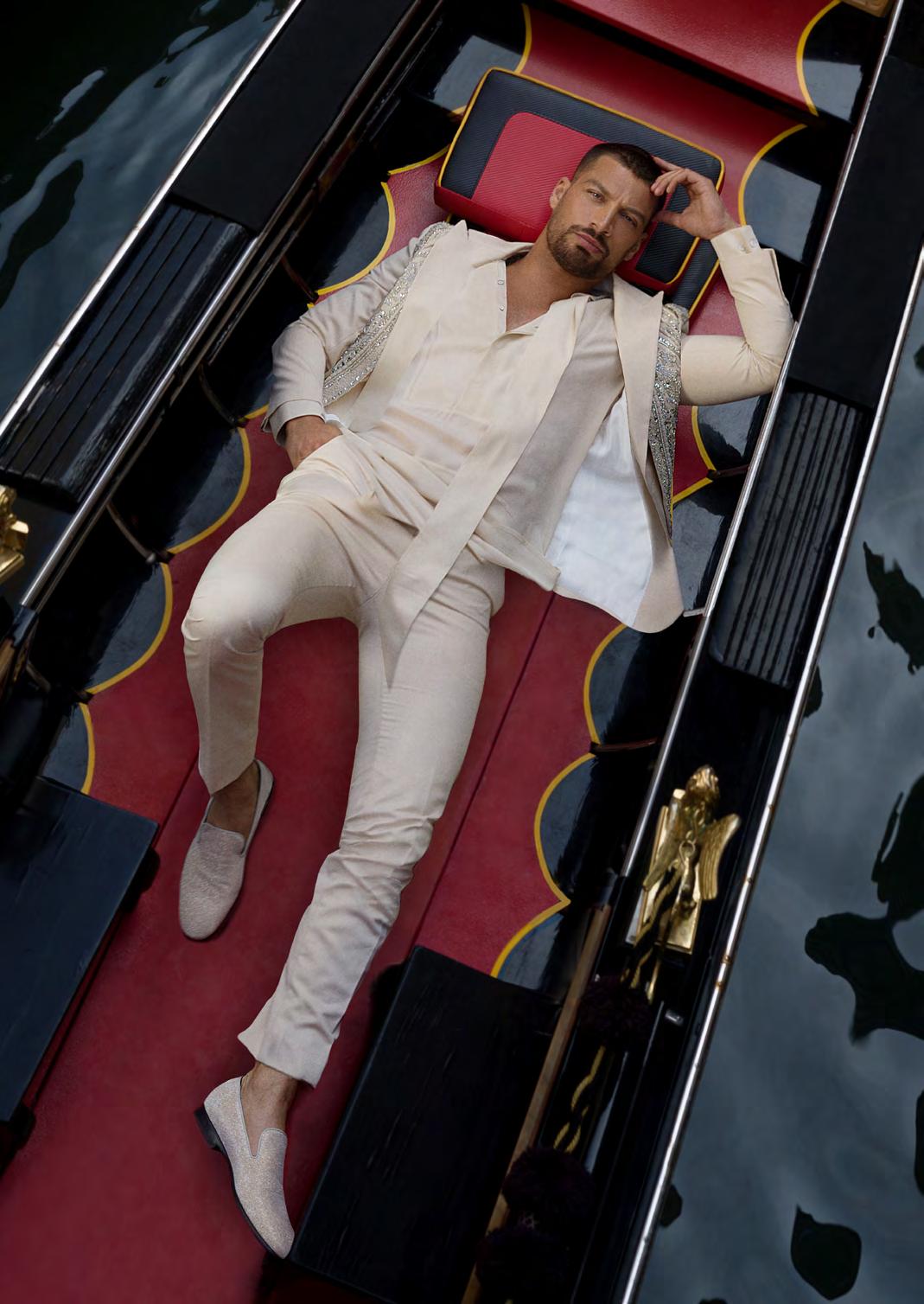 BELLO Simone Susinna by BELLO Media Group - Issuu