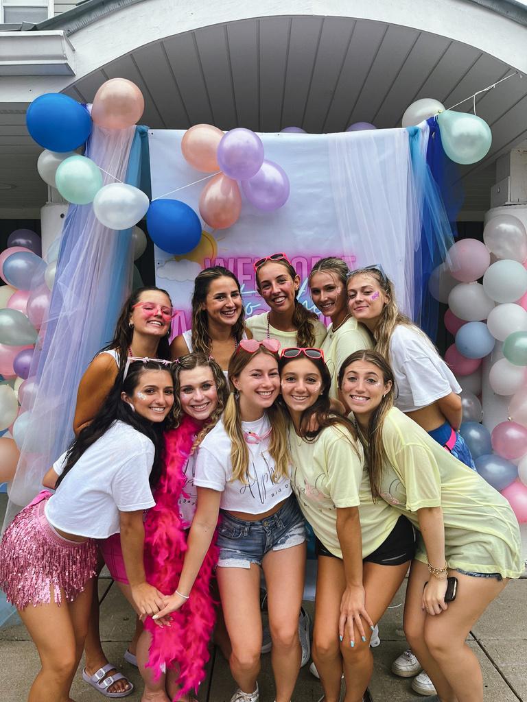 UConn Panhellenic Recruitment 2023 PNM Guidebook by UConn | Center for ...