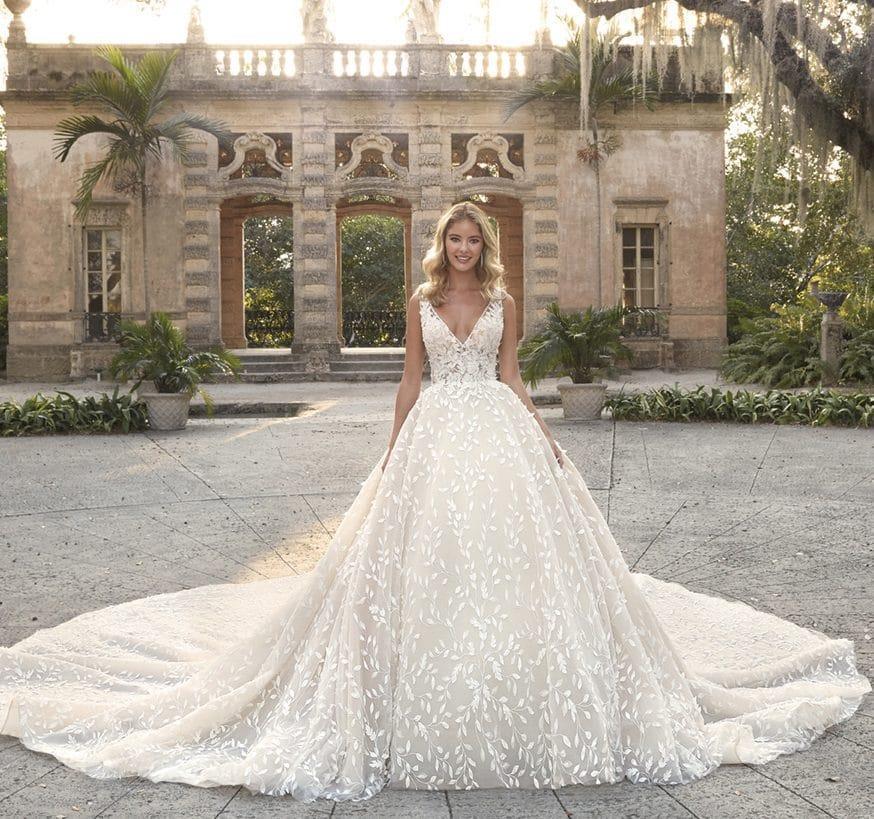 Expressing Individuality Through a Custom Bridal Dress by ...