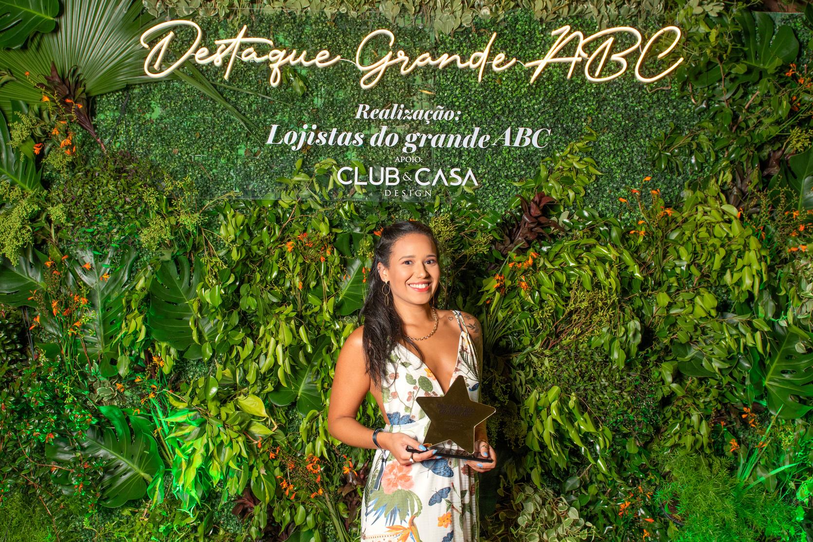 PORTFÓLIO - REBECA FERNANDES by Rebeca Fernandes - Issuu