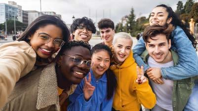 Reporteros 3 - sample unit by Klett World Languages - Issuu