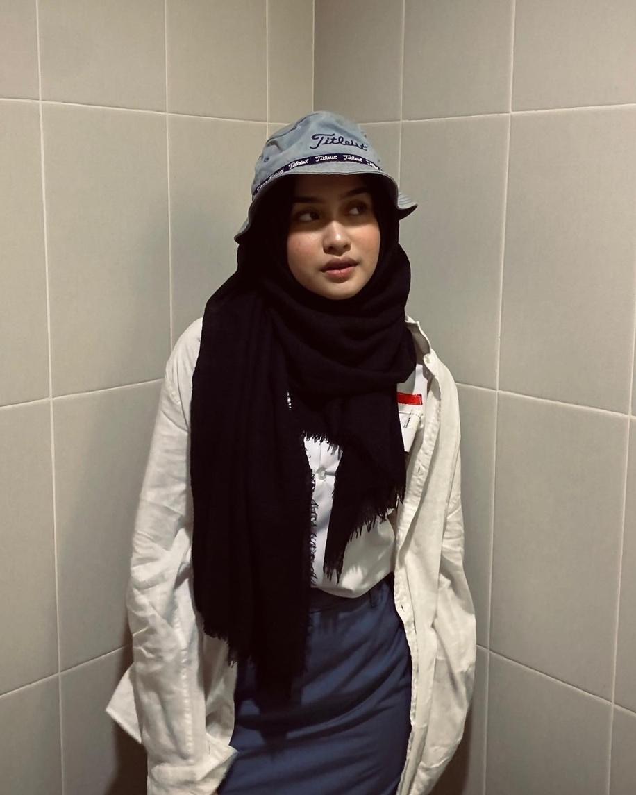 Untitled Design by Nicholas Pares - Issuu