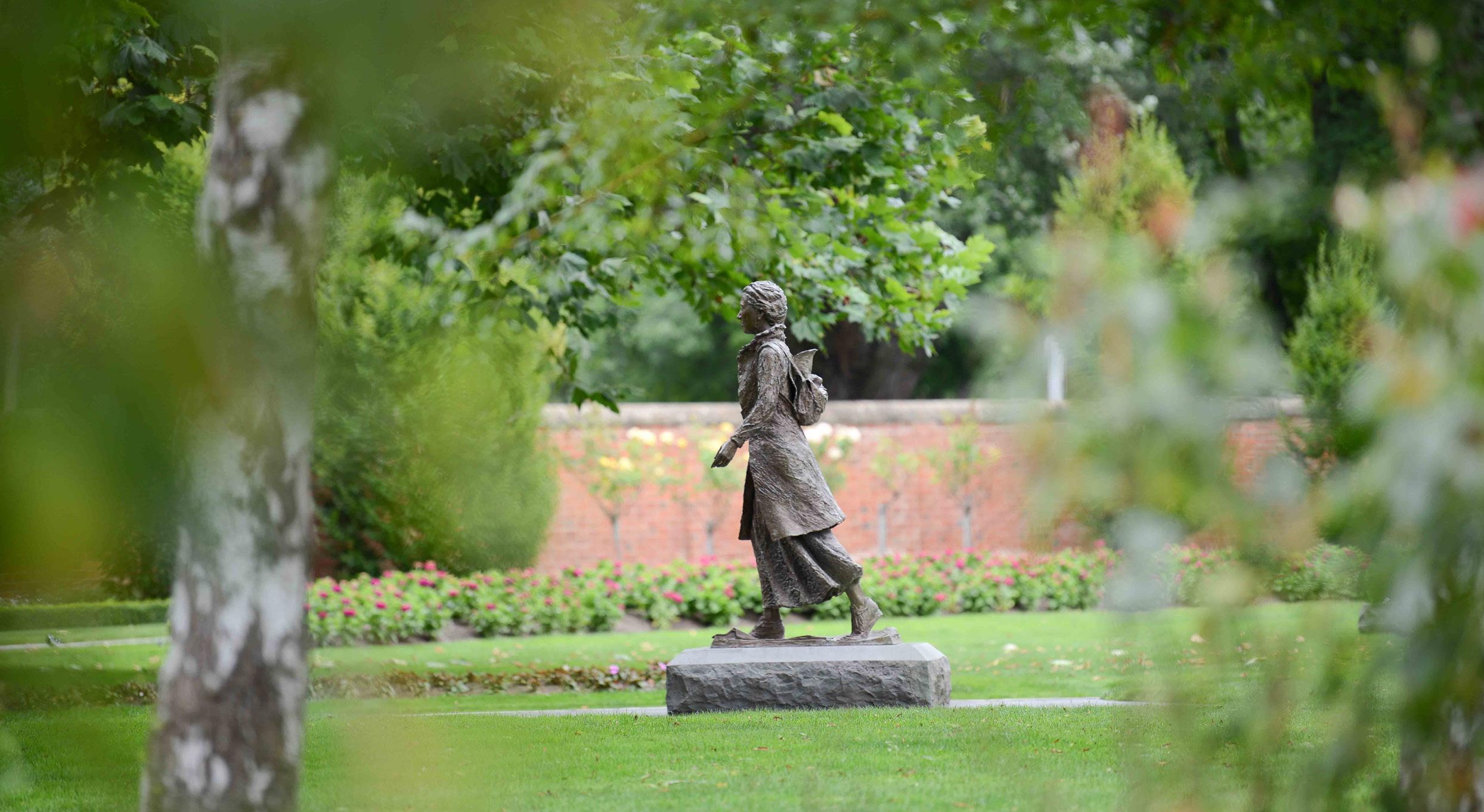 Senior Pathway Information Book 2024 by Loreto College Ballarat - Issuu