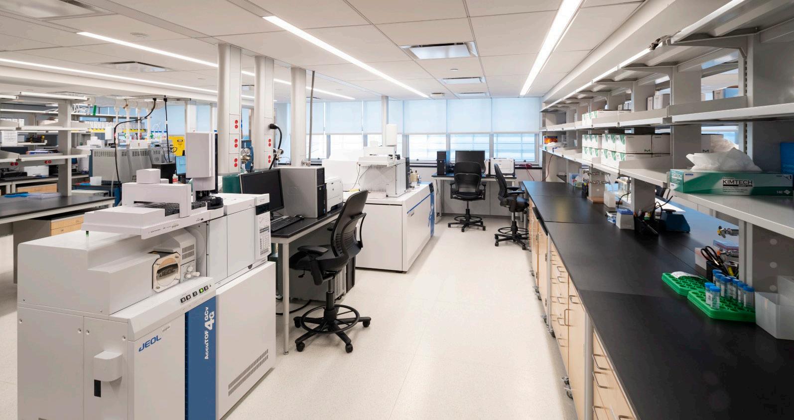 Clinical Laboratory Interior Design