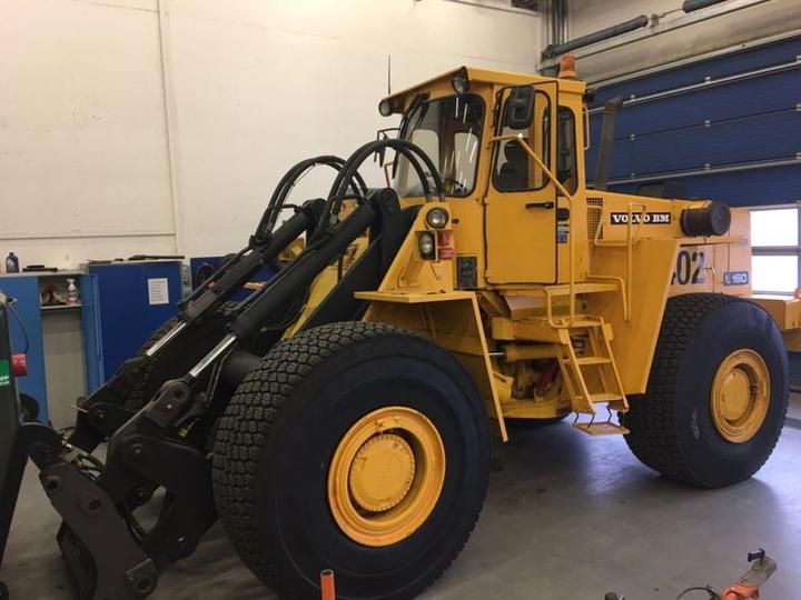 Volvo L160 BM Wheel Loader Electrical and Hydraulic Schematic Diagrams ...