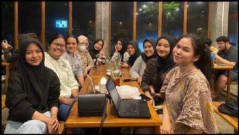 GUD Magazine Vol. 1 by Girl Up Diponegoro - Issuu