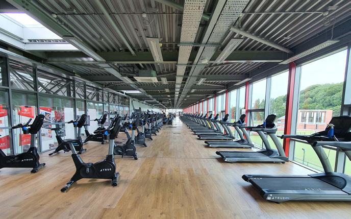 UCC First Year Guide To Success by discoverUCC - Issuu