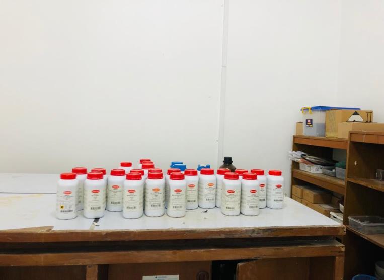 Pencatatan Penggunaan Alat & Bahan Secara Digital Di Laboratorium ...