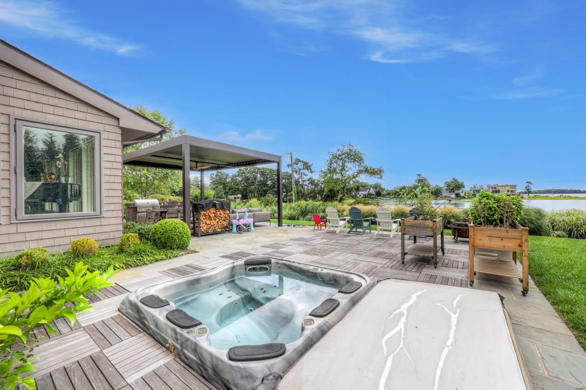 4 Cove Ridge Lane, Old Greenwich, CT 06870 by therosatoteam - Issuu