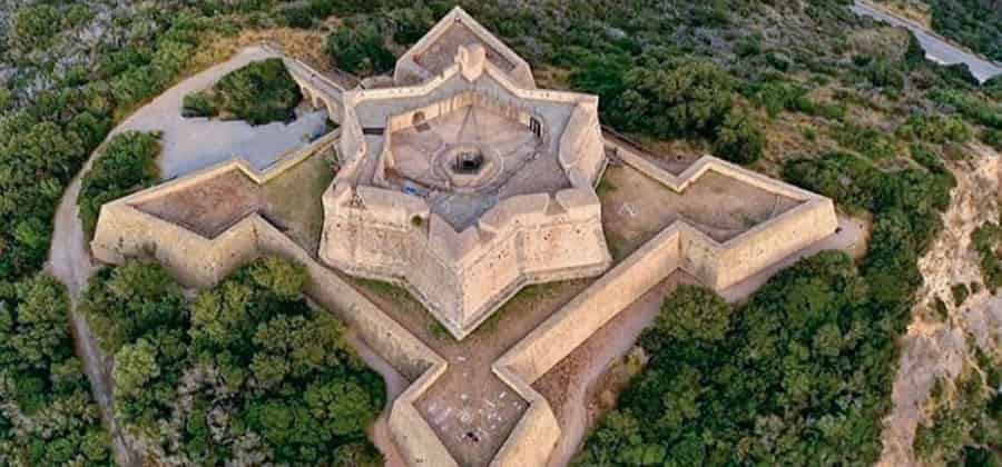 Tour of the Spanish forts by argentarioyachtservices - Issuu