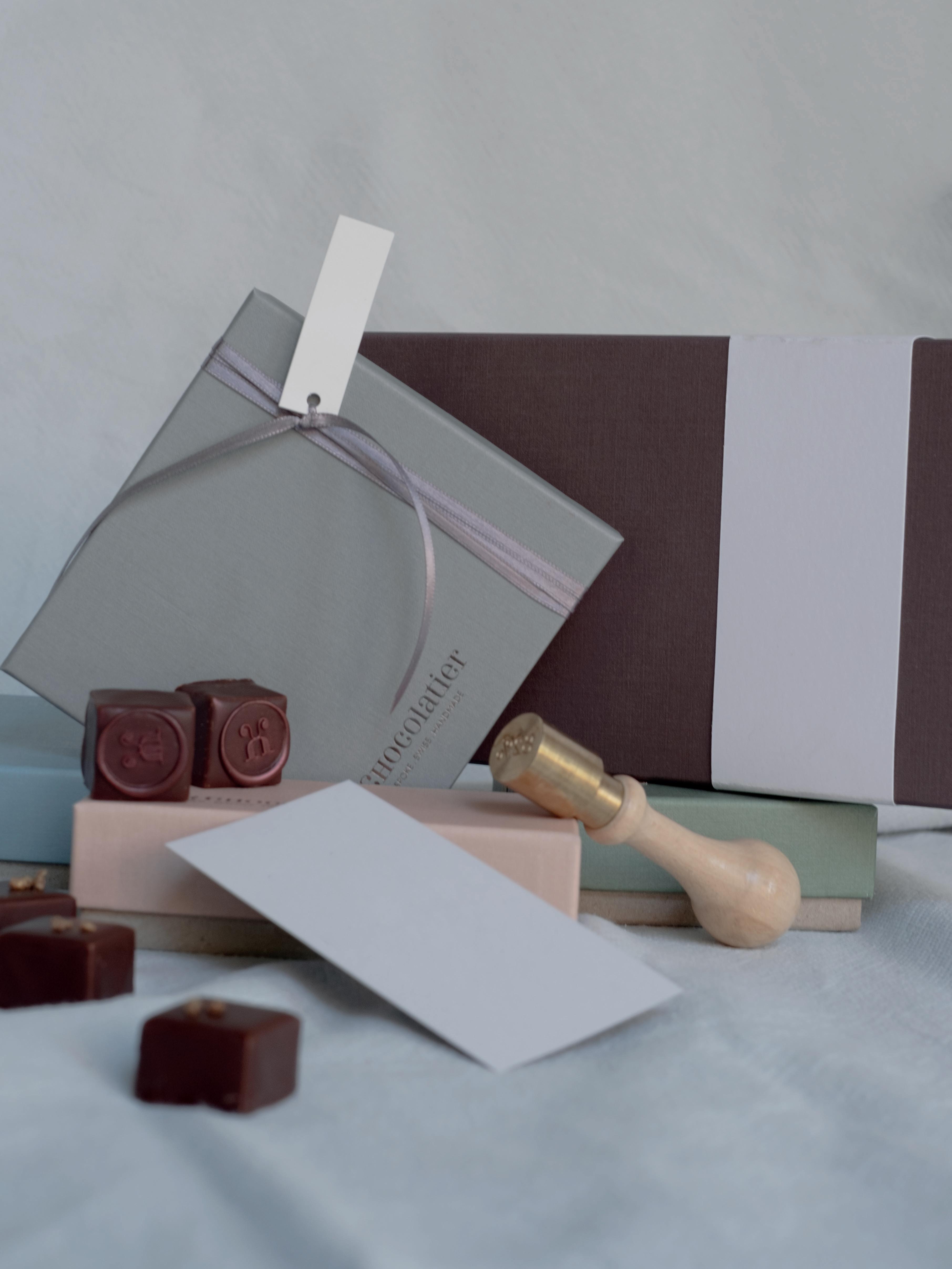 Max Chocolatier Weihnachtsbroschüre 2023 by Max Chocolatier - Issuu