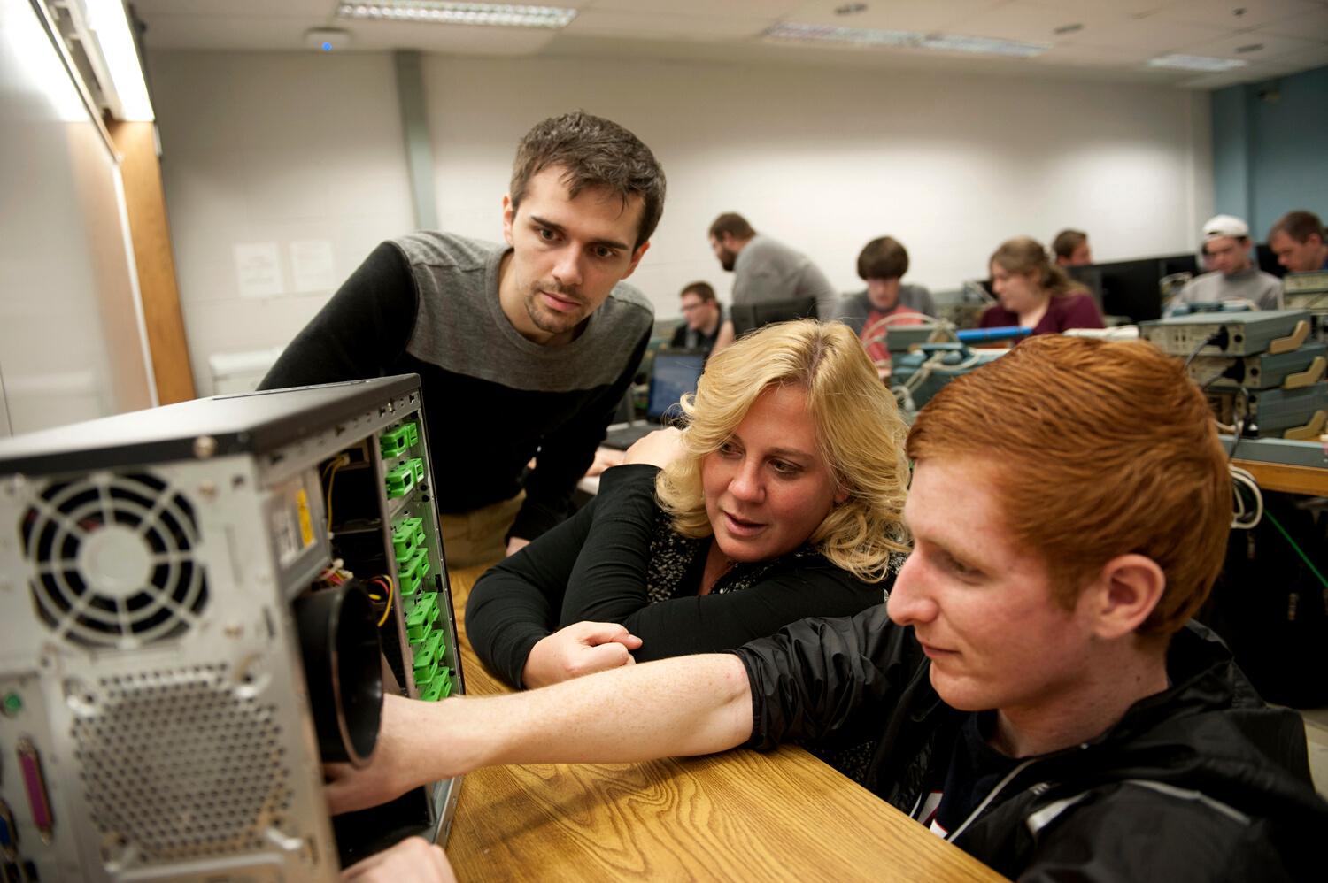 Computer Science Booklet by Purdue Fort Wayne Continuing Studies & Graduate Studies - Issuu