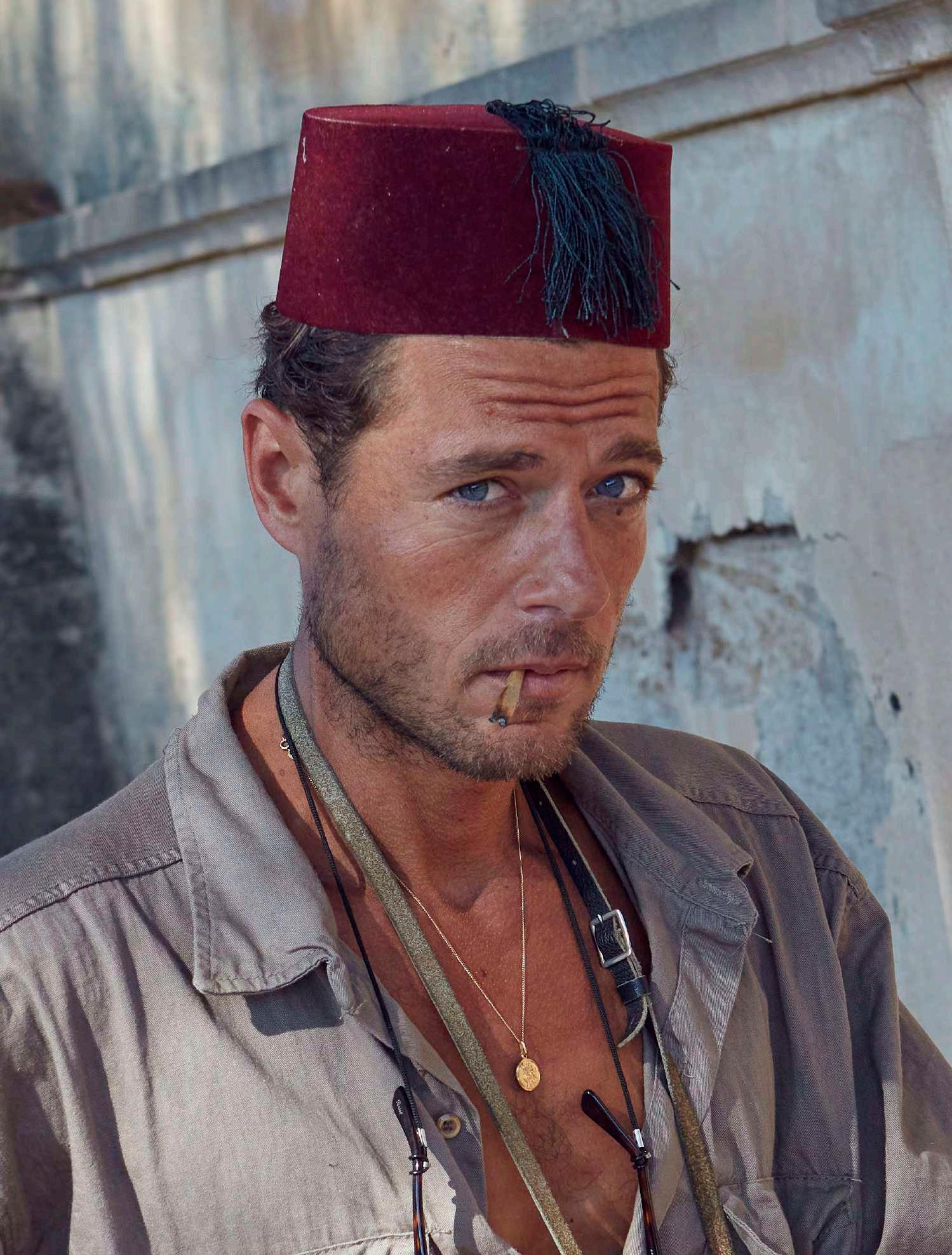 JON PAUL PHILLIPS by selectedartistsandicons - Issuu