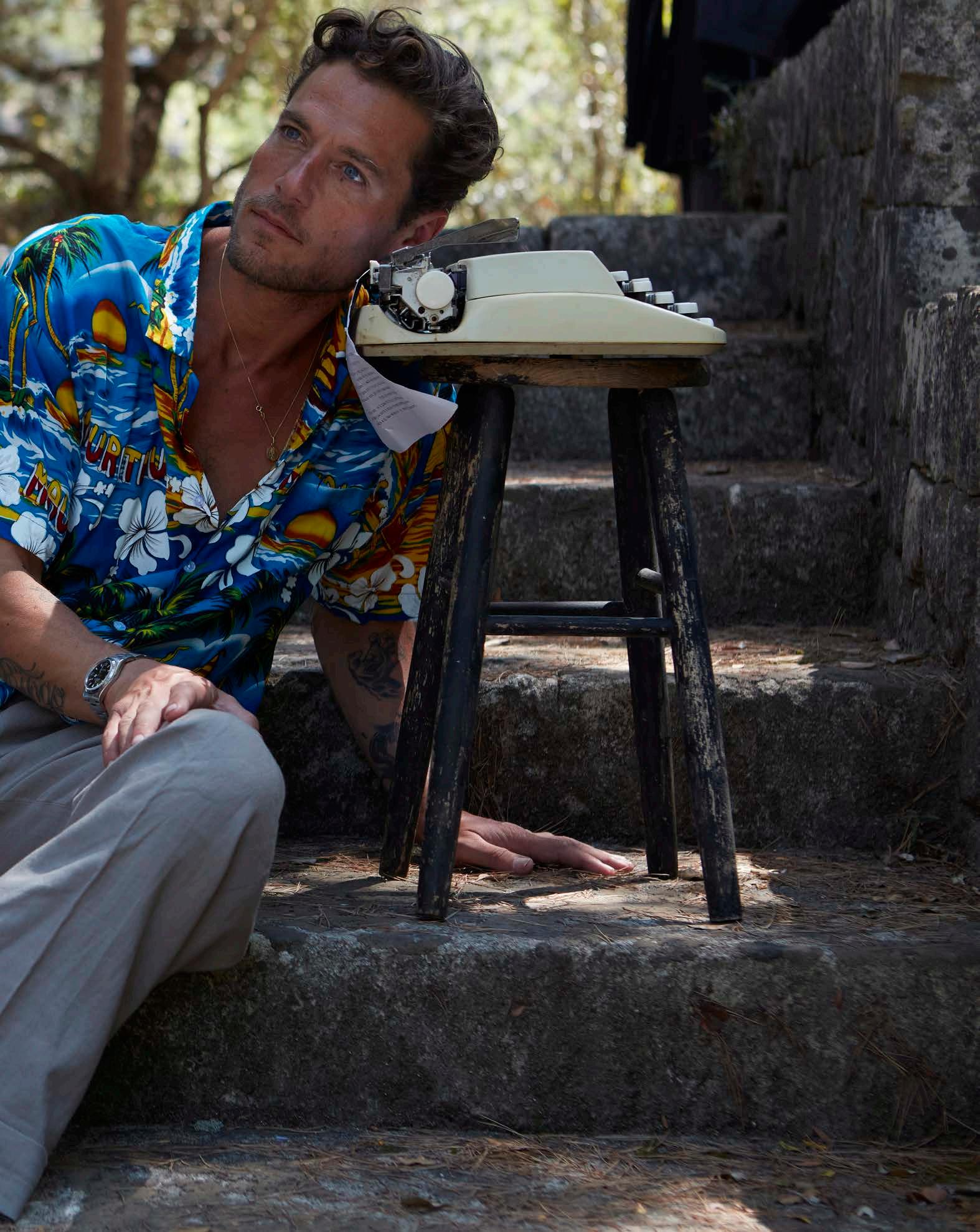 JON PAUL PHILLIPS by selectedartistsandicons - Issuu